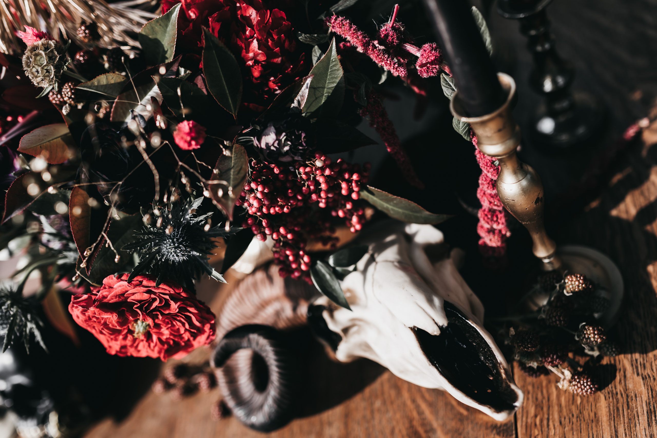 10 Halloween Wedding Ideas for a Gothic Celebration - Love Maggie