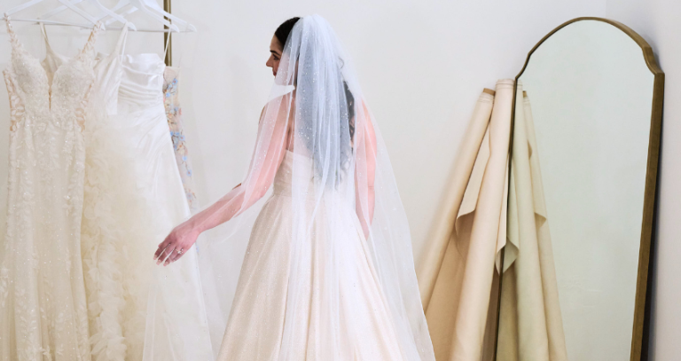 Which Bridal Veil Is Right For You Based On Your Wedding Dress